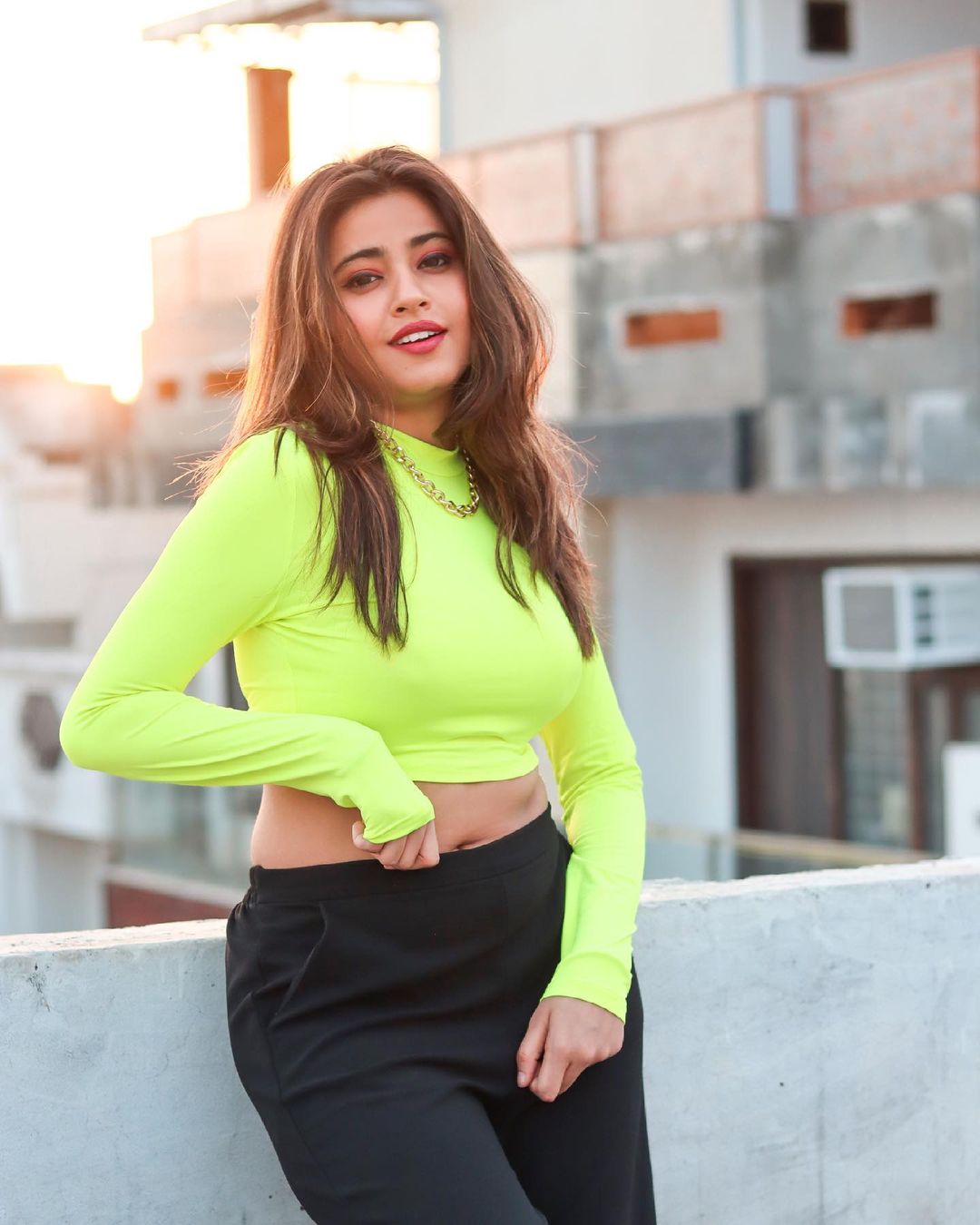 Nishu Tiwari Full Hd Photos Images Viral Videos 4k Wallpaper Collection